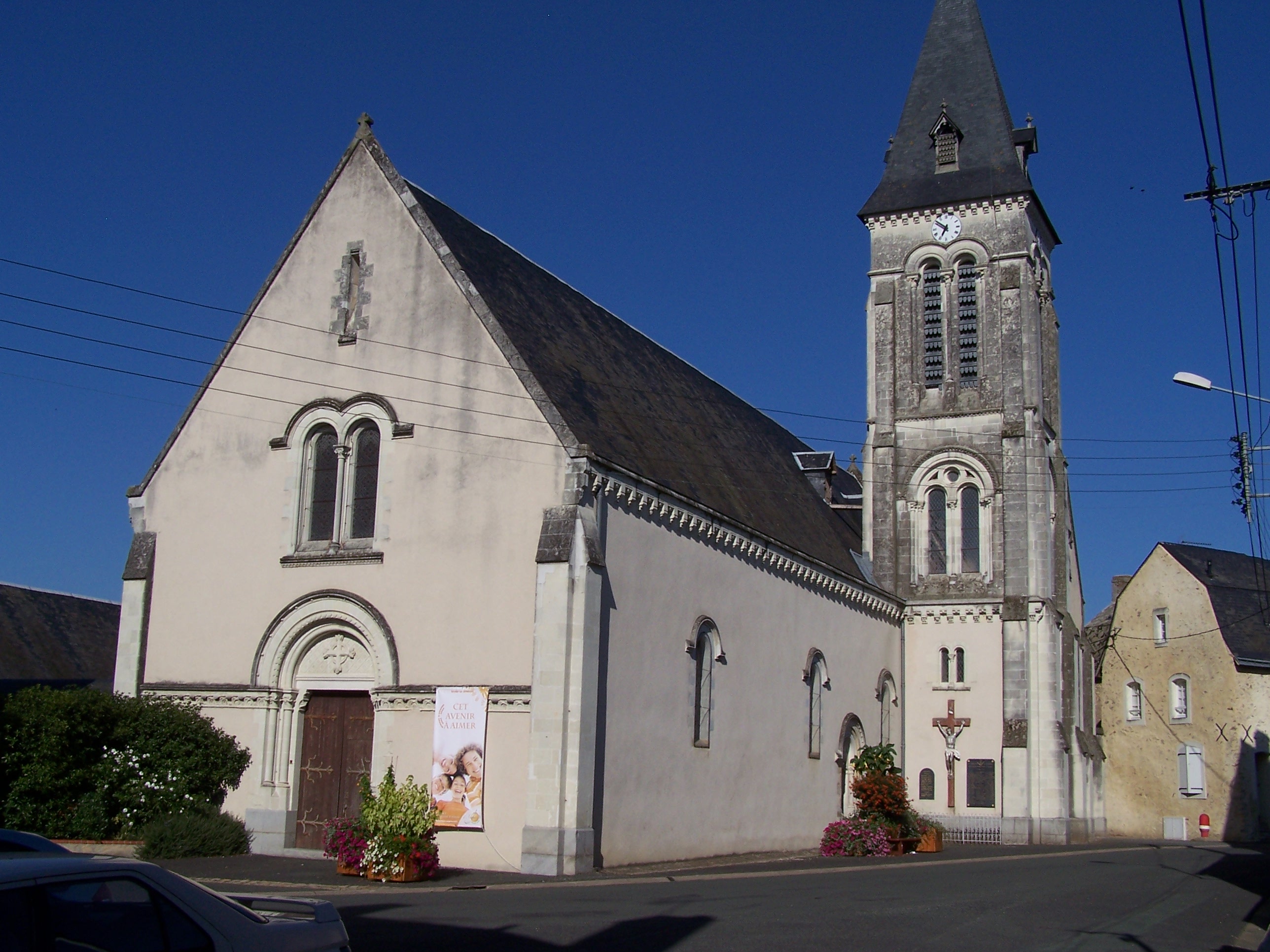 ÉGLISE SAINT MARTIN, MORANNES SUR SARTHE-DAUMERAY | Anjou Tourisme