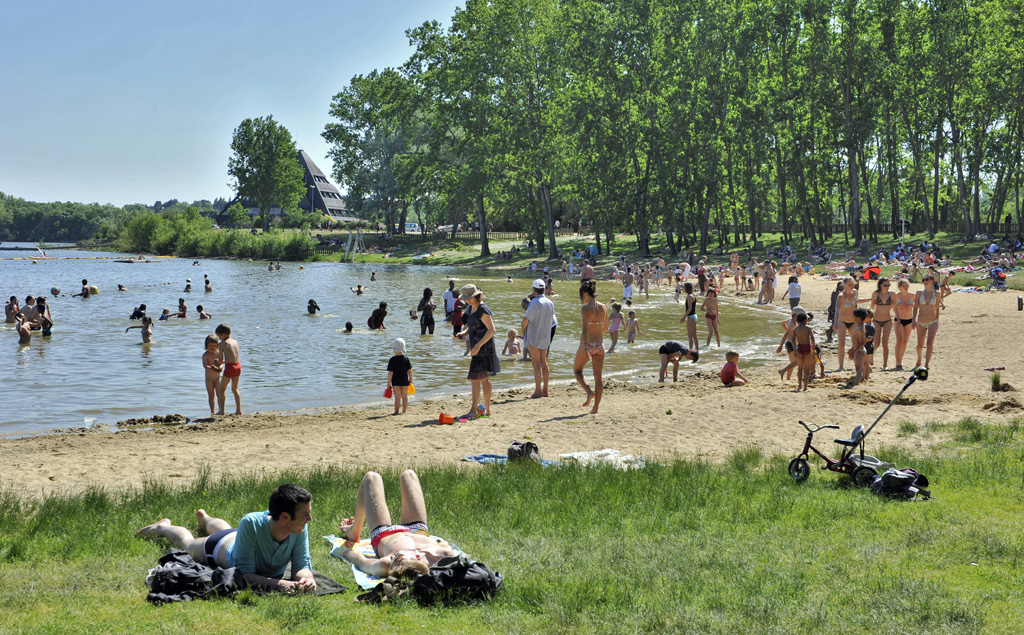 Baignade du Lac de Maine, ANGERS | Anjou Tourisme